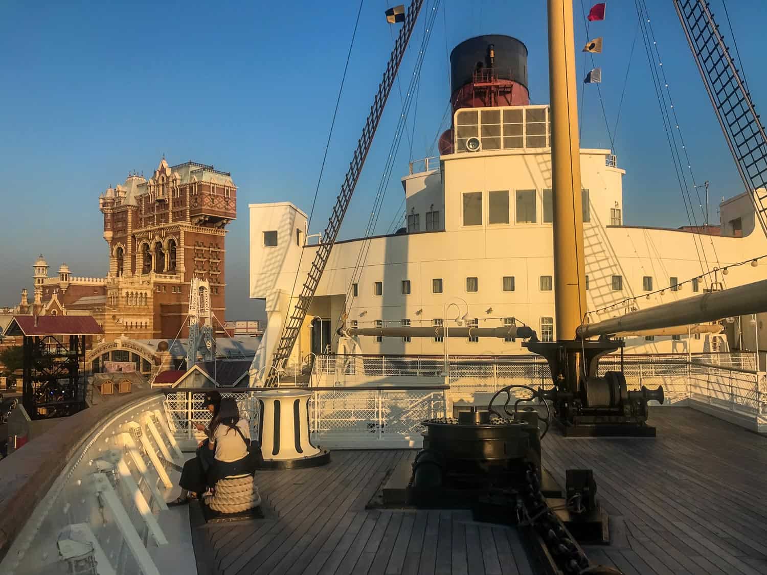 14 Best Tokyo DisneySea Rides for Adults