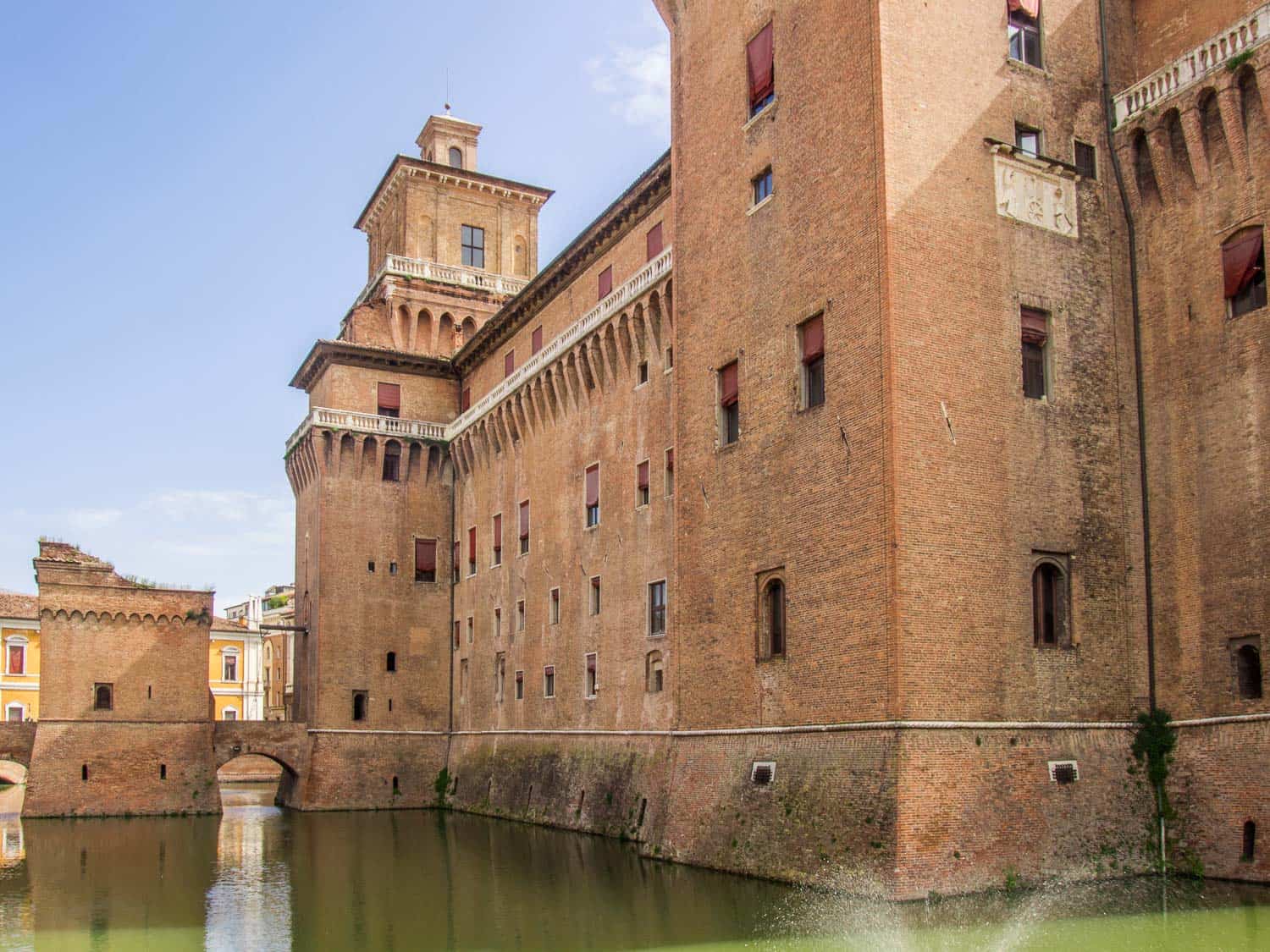 16 Unmissable Things to Do in Bologna, Italy (Plus Food Tips) 16 Unmissable Things to Do in Bologna, Italy (Plus Food Tips)